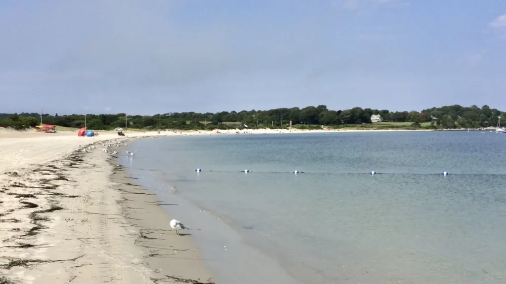 Discover the Charm of Family-Friendly Third Beach - visitnewportri